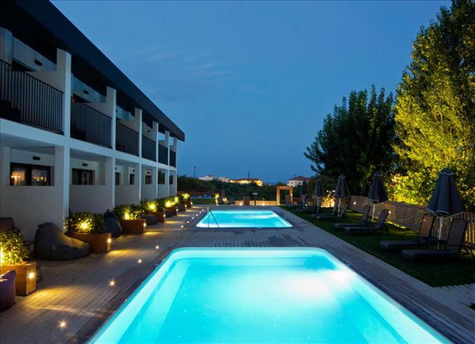 Aqua Bay in Zante, Greece | SNO