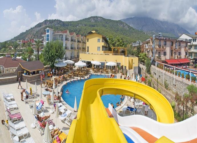 Club Hotel Sunbel in Antalya, Turkey | SNO